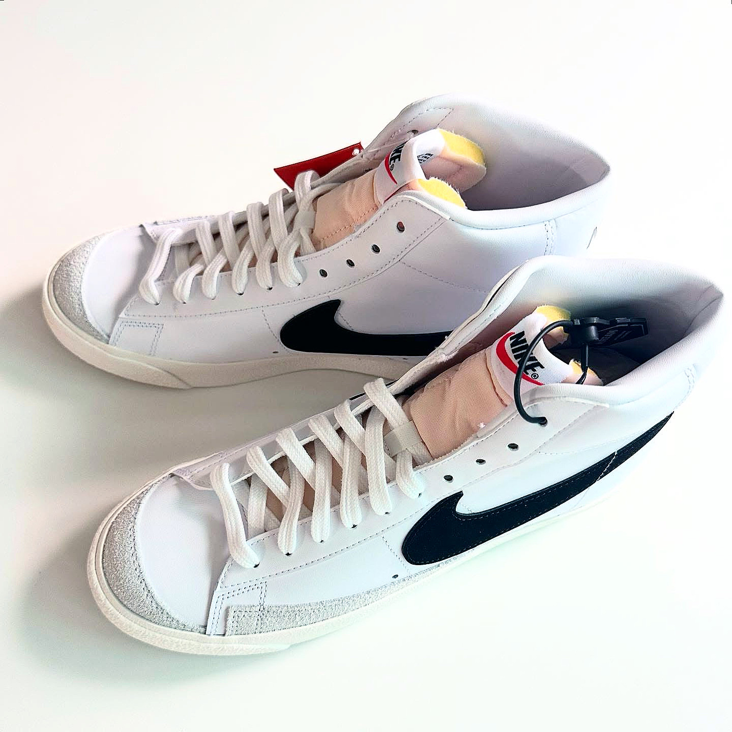 고가도 아니고 착화감도 소소 | KREAM