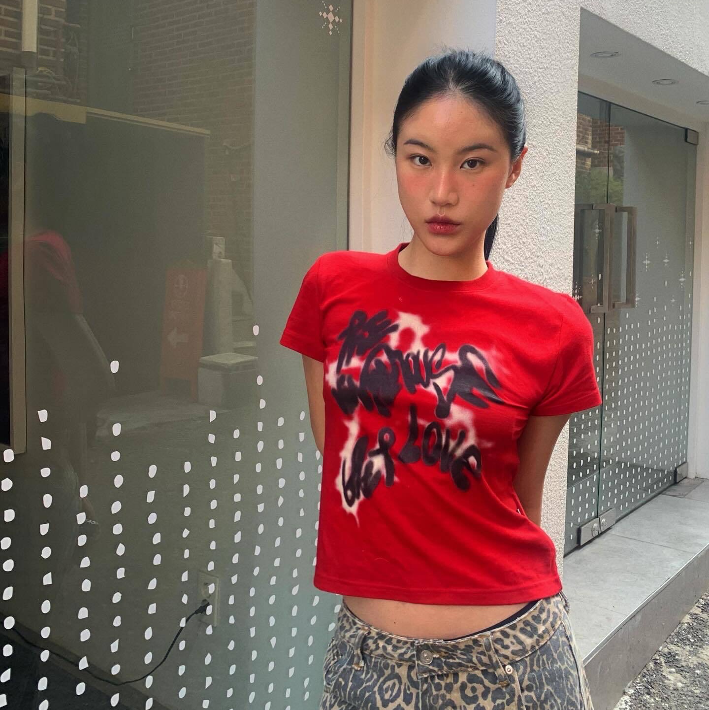 SPRAY STAR TEE | KREAM