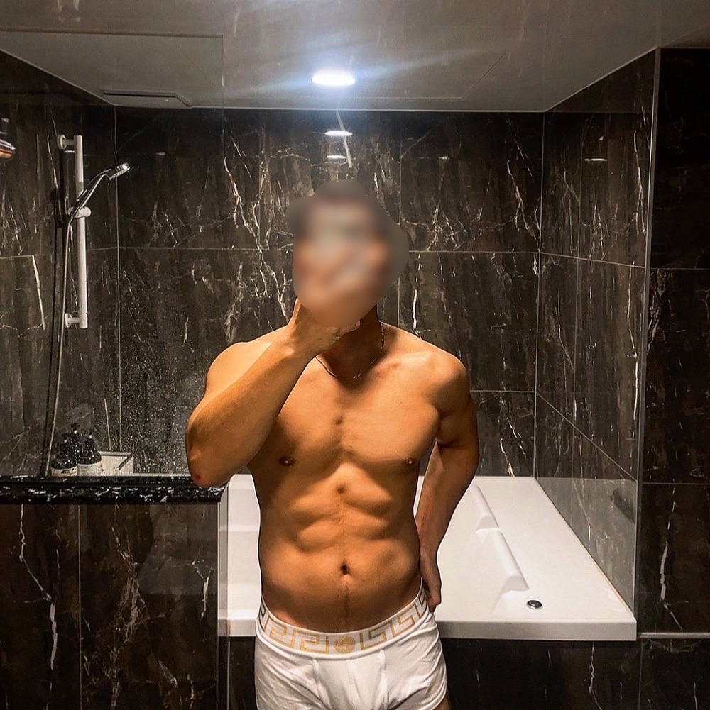 광개토 (@rick_99) 님의 게시물 | KREAM