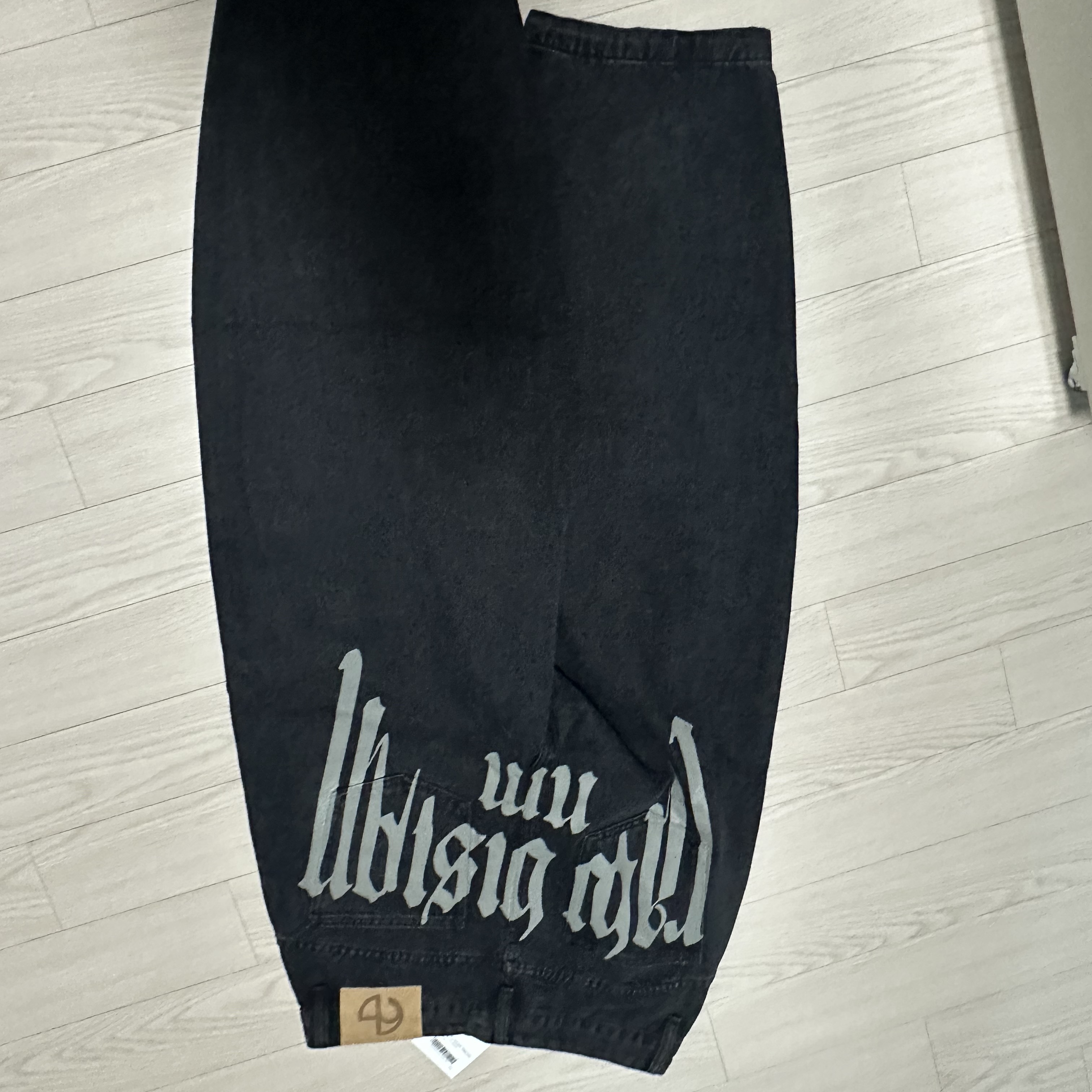 lyb0633 (@ti7tvt) 님의 게시물 | KREAM