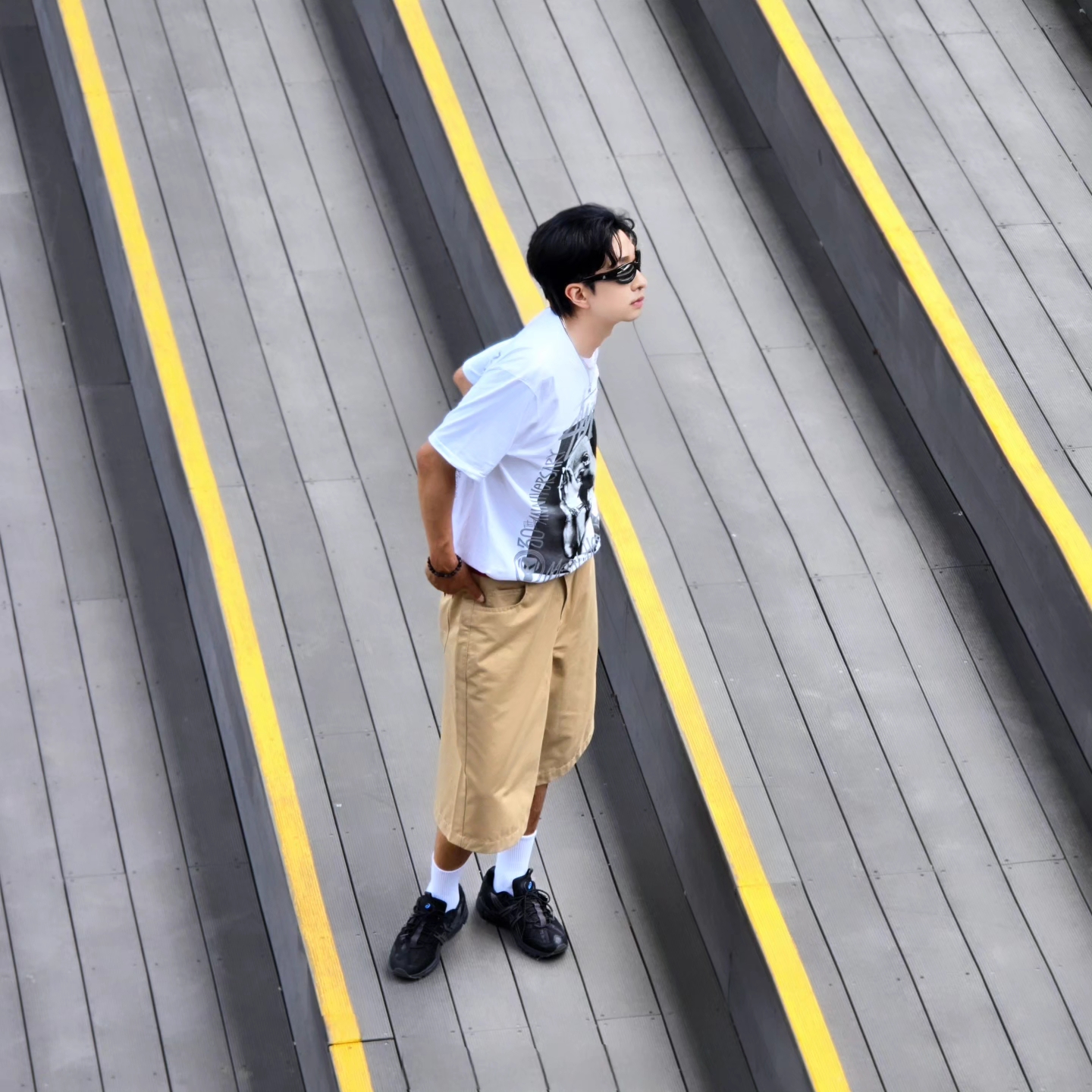 🤍🤎🖤 | KREAM