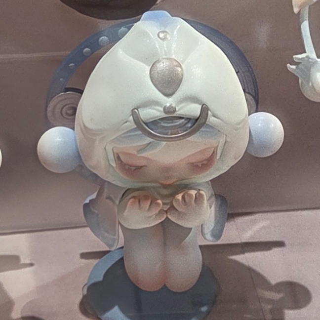 지삽 (@4lz9x5) 님의 게시물 | KREAM