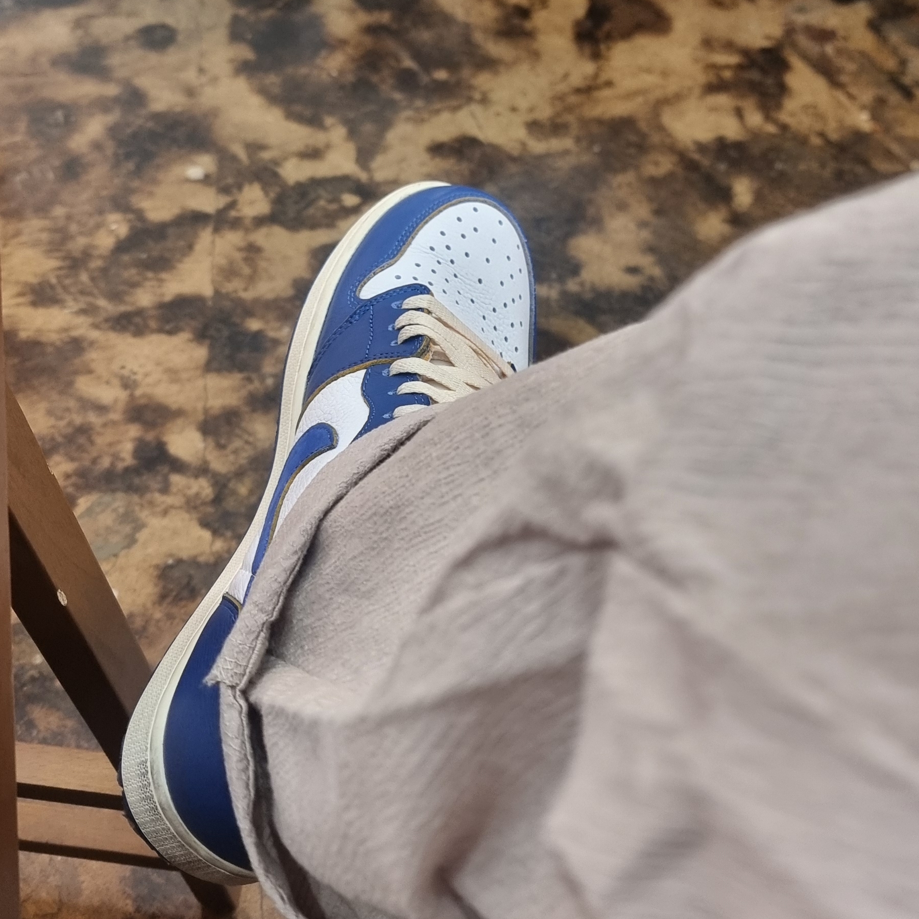 김태환 (@teamblue) 님의 게시물 | KREAM