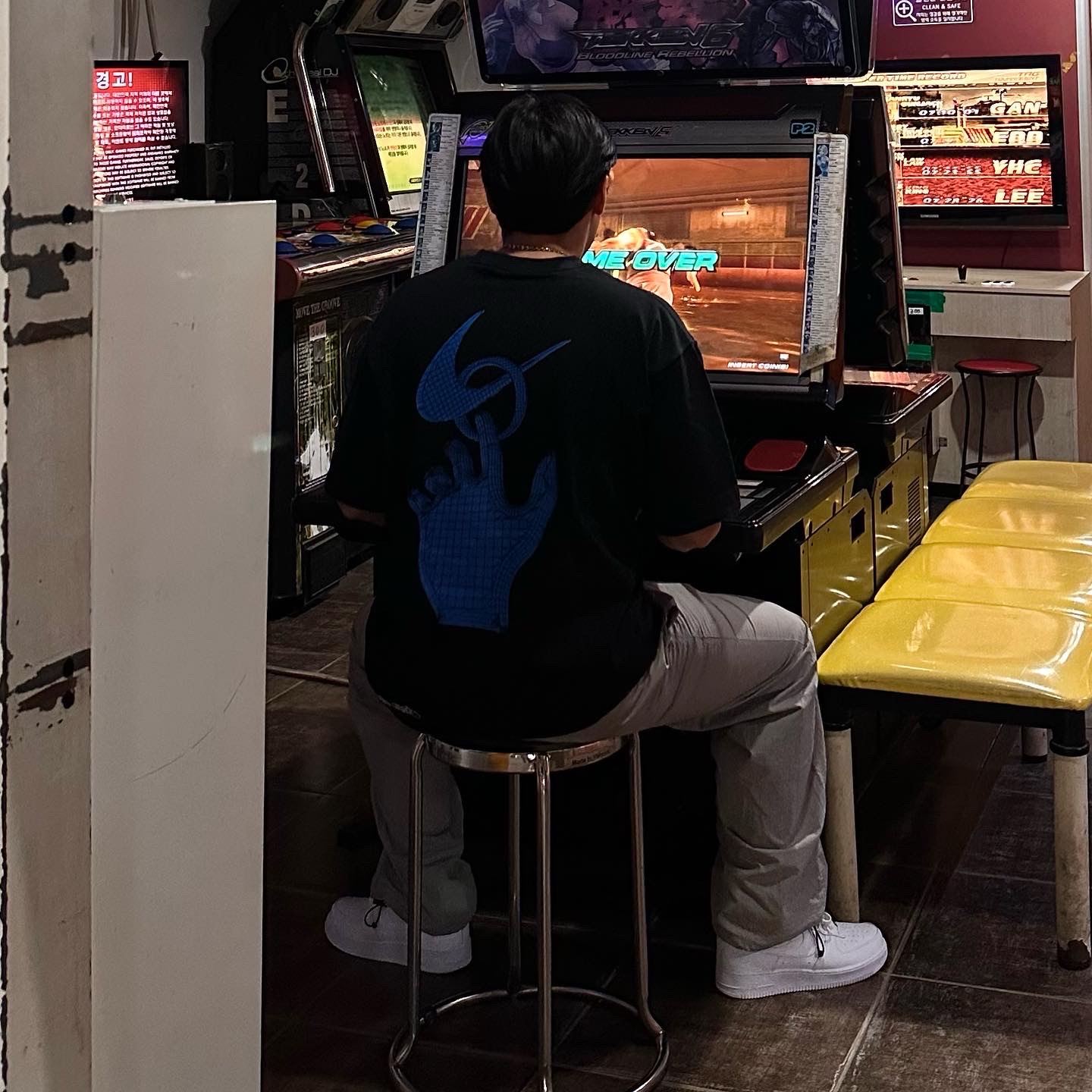 lee (@fevierxx) 님의 게시물 | KREAM