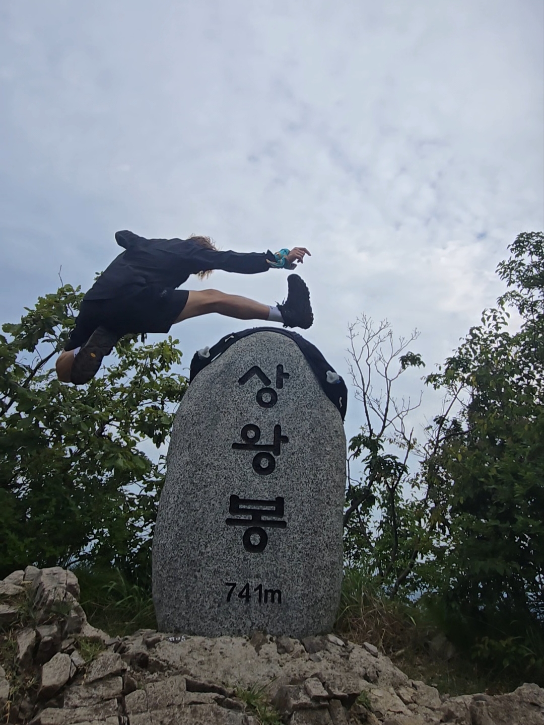 카이저소제 (@renew_me) 님의 게시물 | KREAM