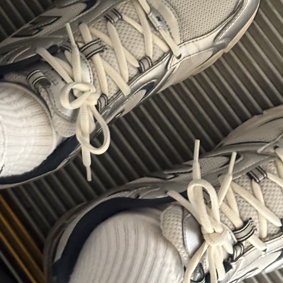 (@333.3) 님의 게시물 | KREAM