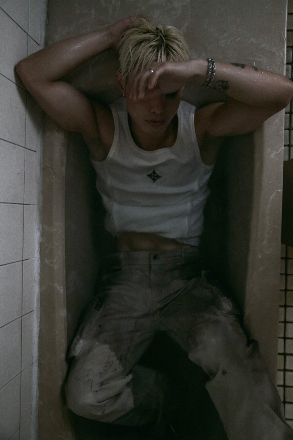 BLR 핫 썸머 컬렉션 발매 | KREAM