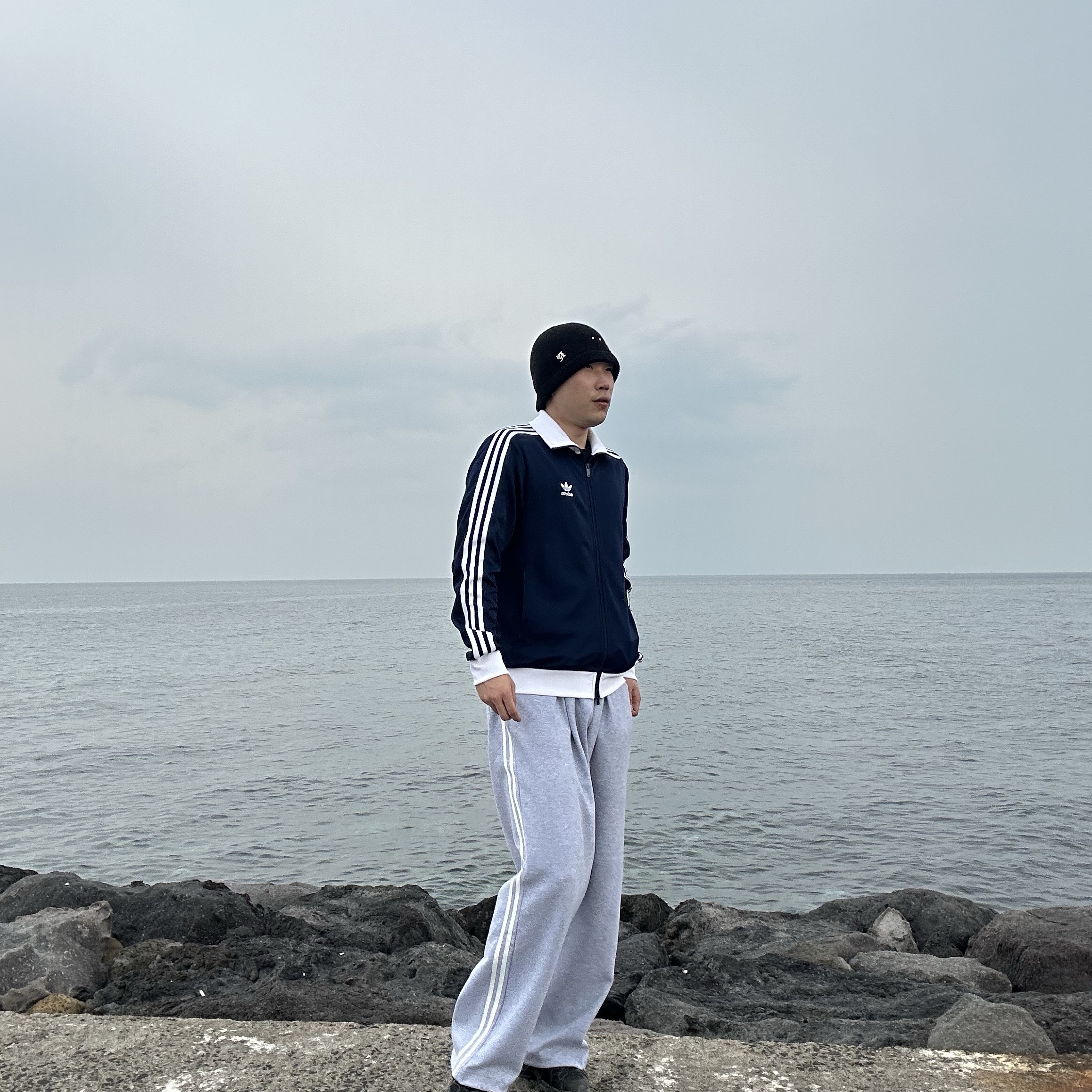 밥주녕 (@jjunyp_) 님의 게시물 | KREAM