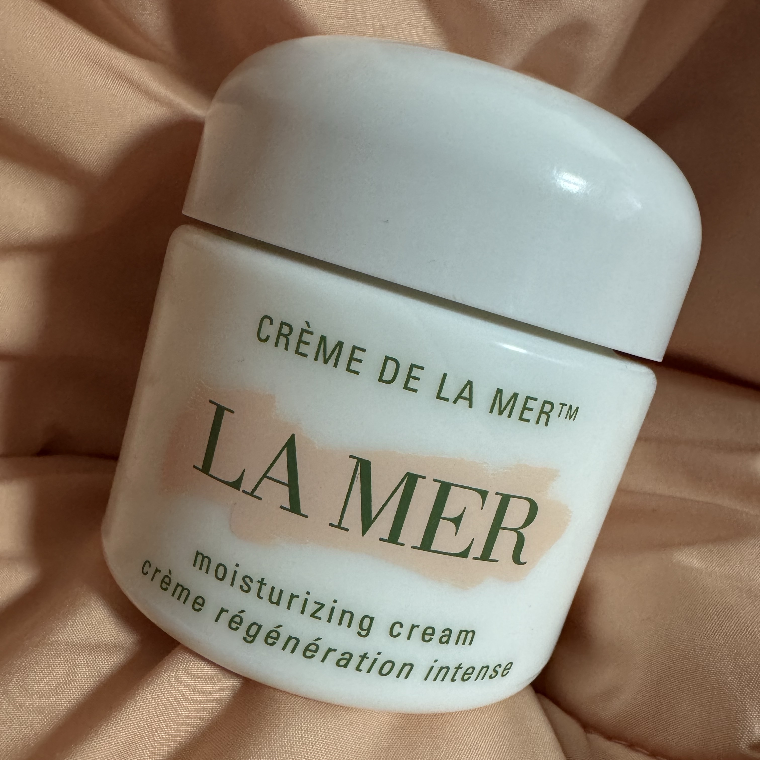 momo (@momo_oaa) 님의 게시물 | KREAM