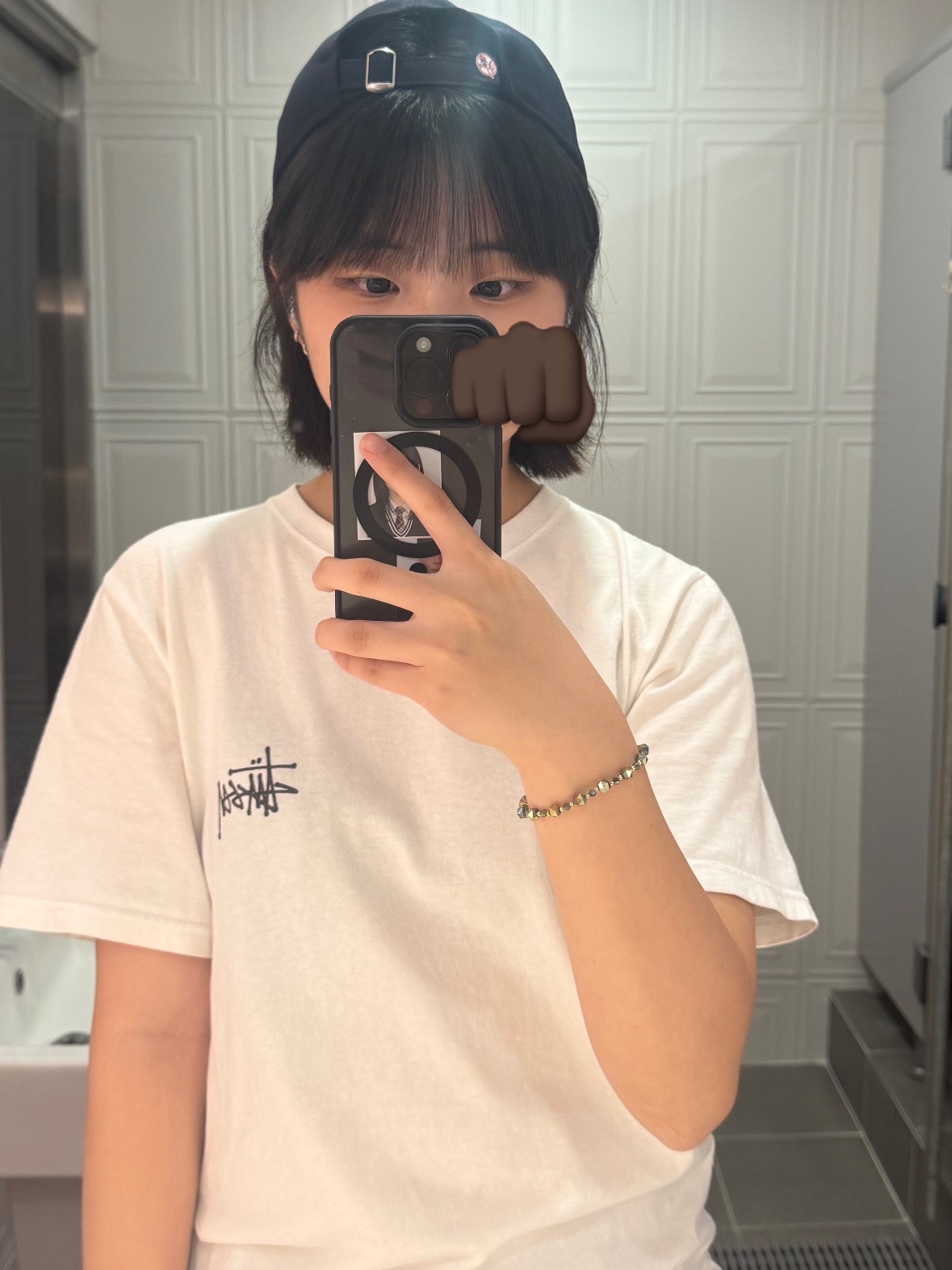 (@x.x.xx) 님의 게시물 | KREAM