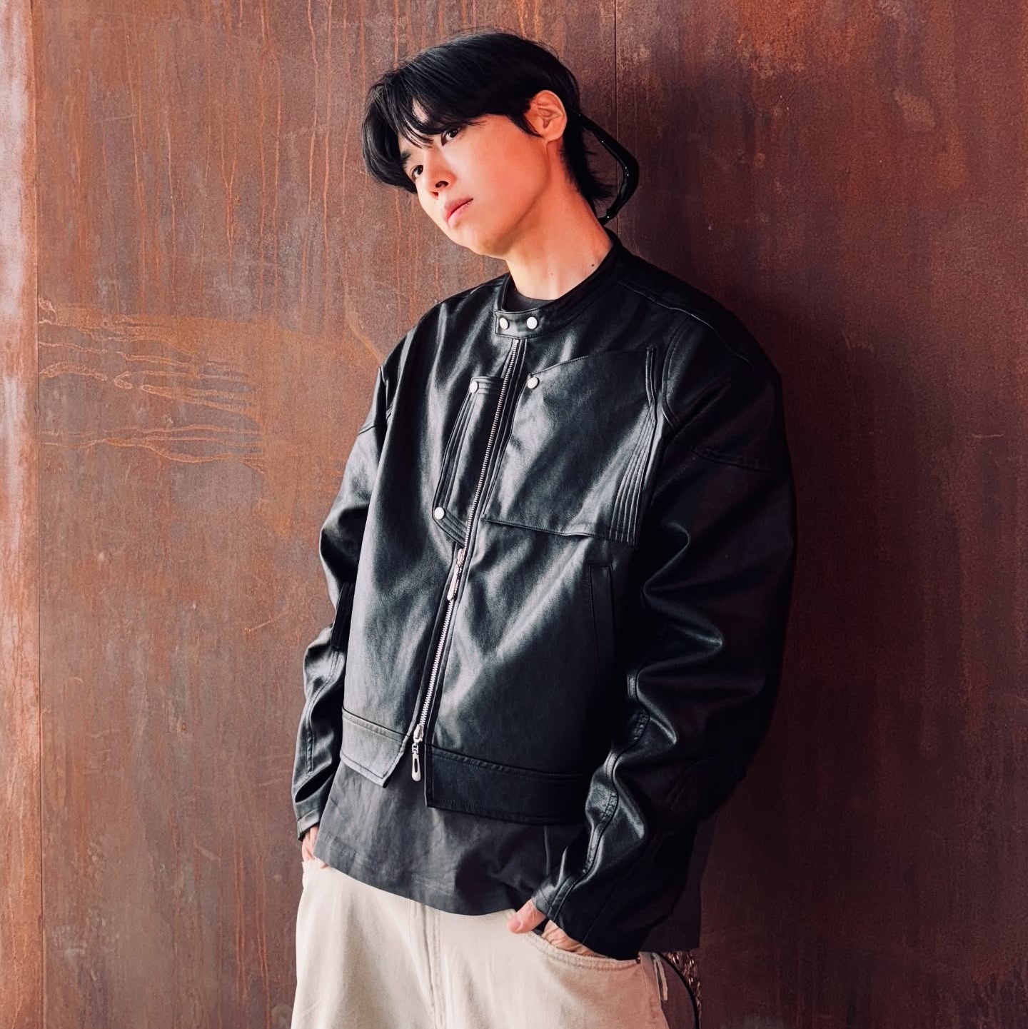 Vonvat (@vonvat) 님의 게시물 | KREAM