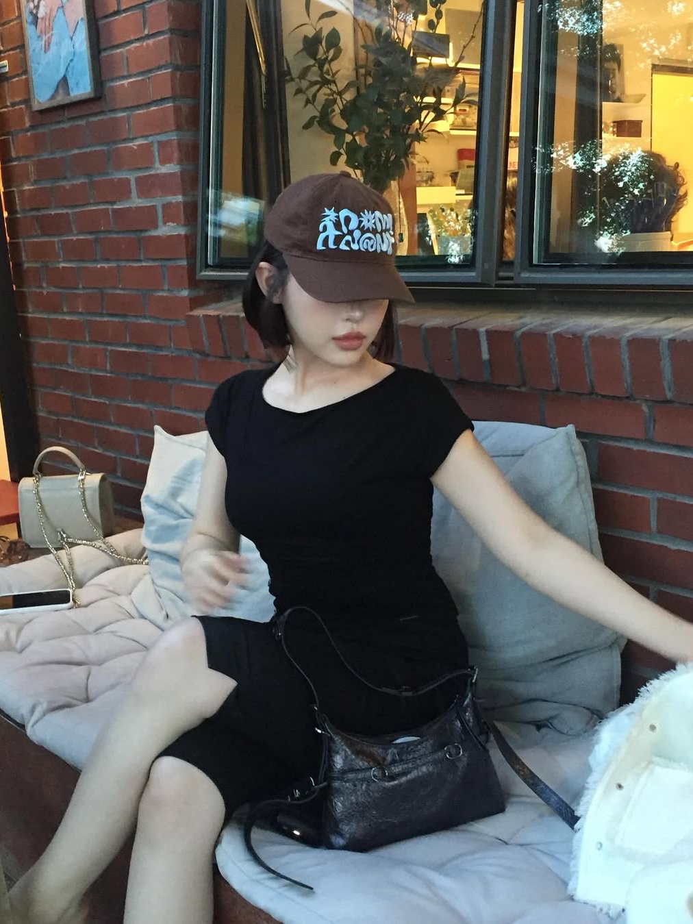 DOMINANT (@dominant) 님의 게시물 | KREAM