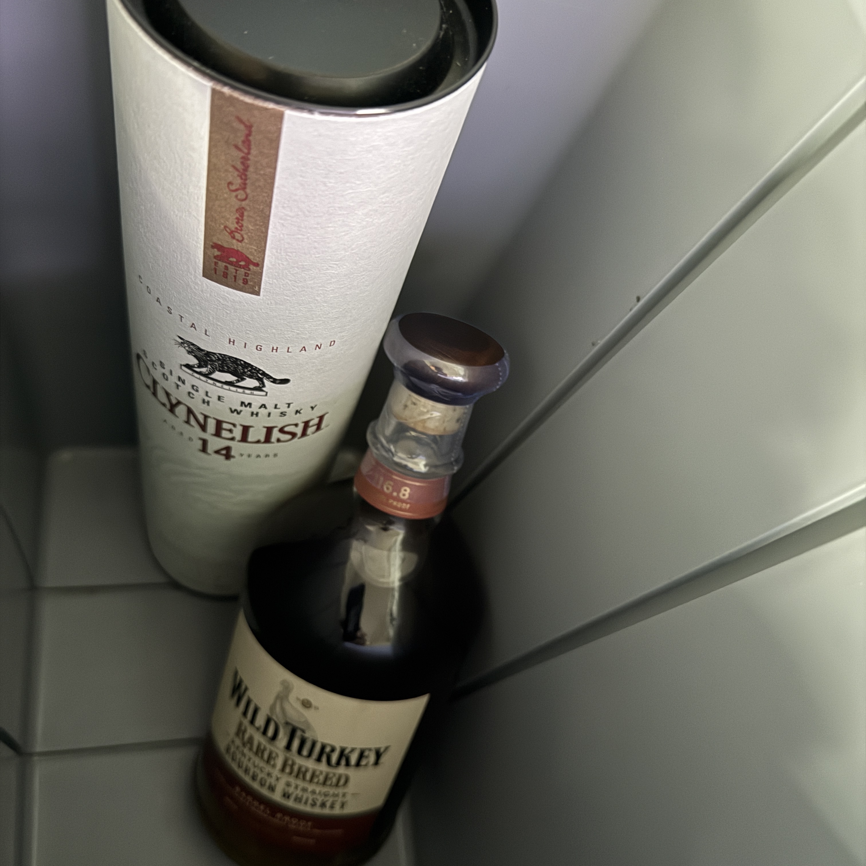 너구리 (@oopoop11) 님의 게시물 | KREAM