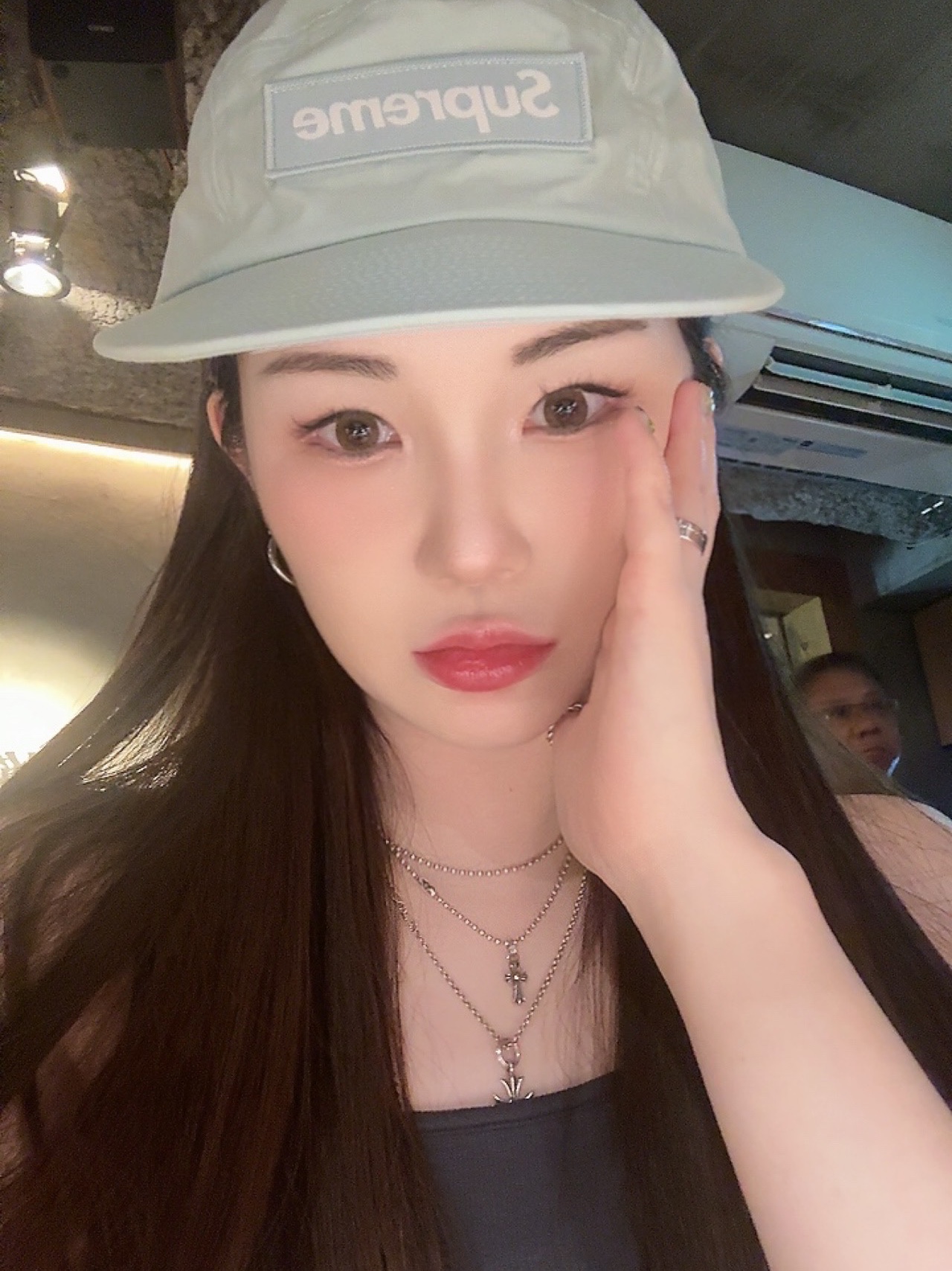 뭐요🤦🏻‍♀️ (@mymin__) 님의 게시물 | KREAM