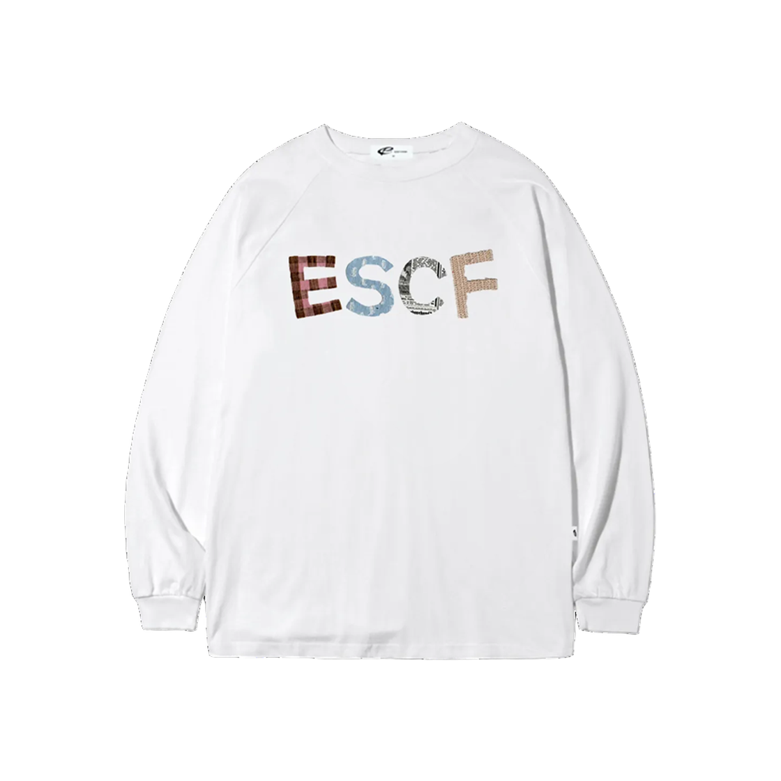 이스케이프프롬 패치 빈티지 로고 프린트 롱슬리브 화이트 | ESCAPEFROM | KREAM