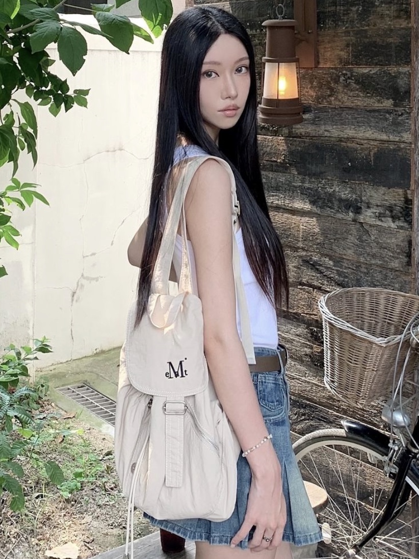 여름이랑 어울리는 백팩 코디 🔥 | KREAM