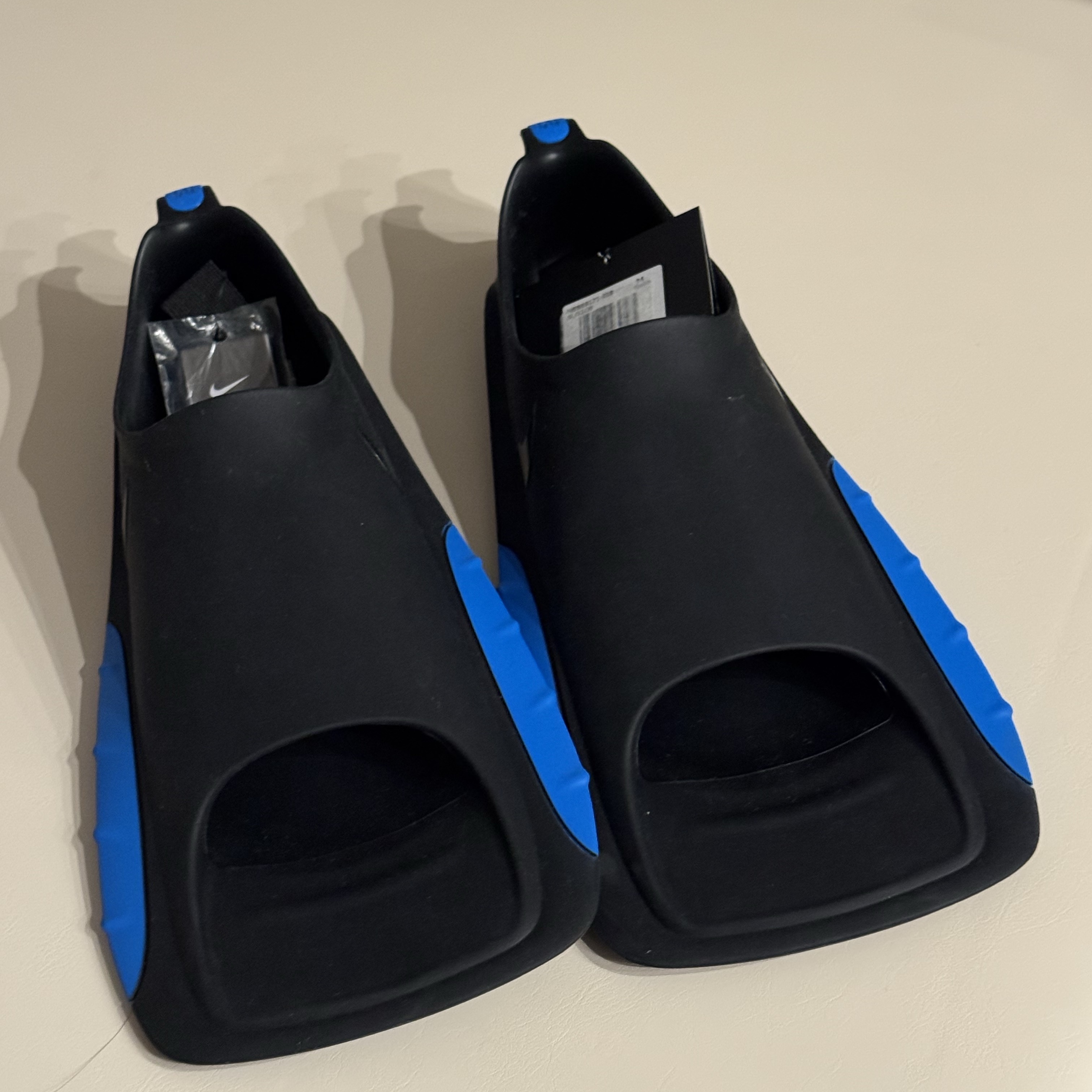 💙NIKE🖤 | KREAM