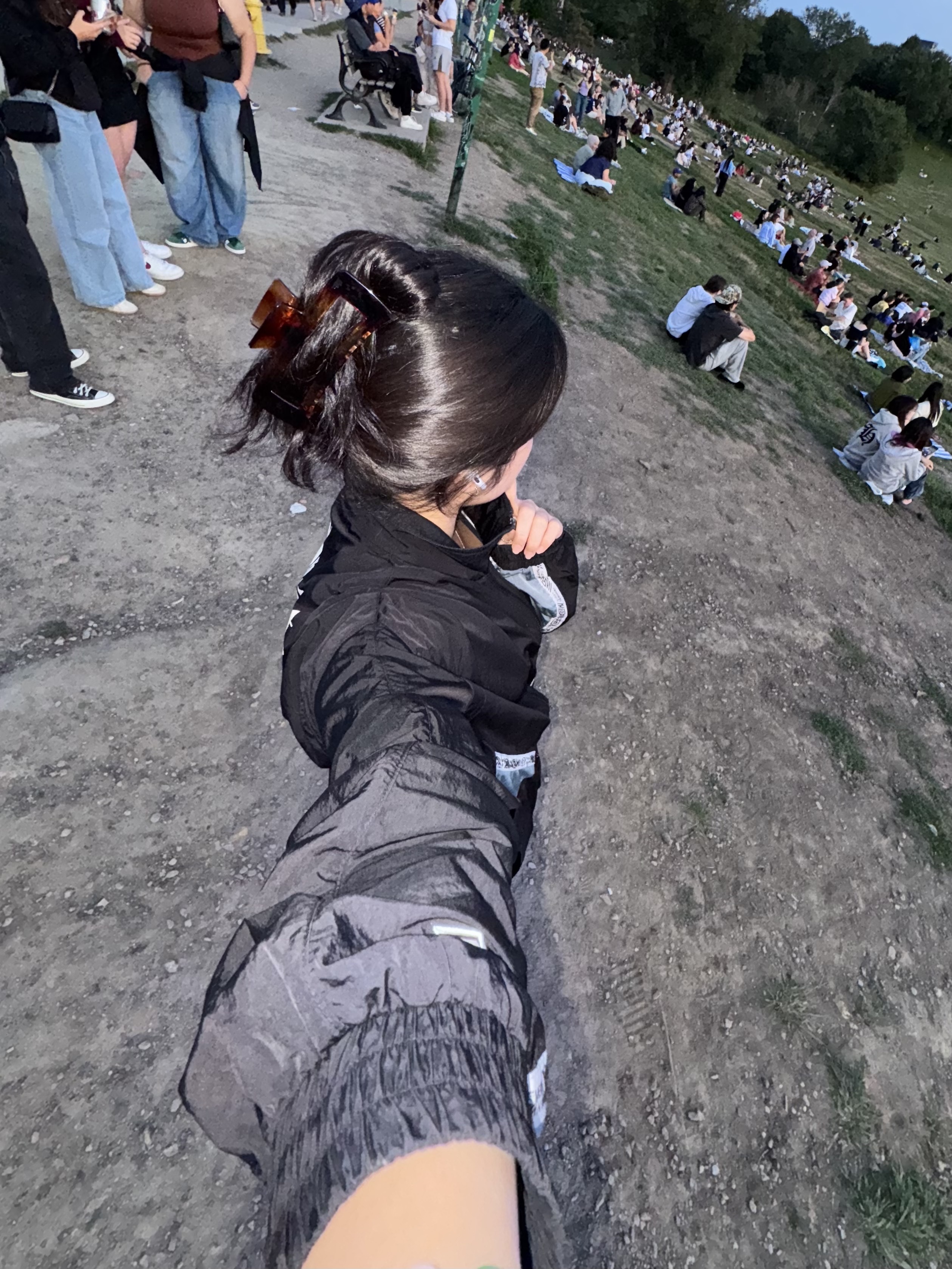 younge (@yahixy) 님의 게시물 | KREAM