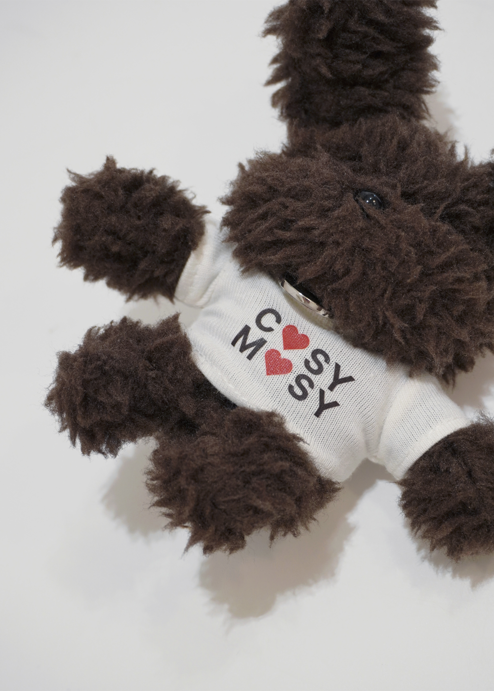 코지모지 키링 악세사리 '코지모지 티셔츠' | Cosymosy | KREAM