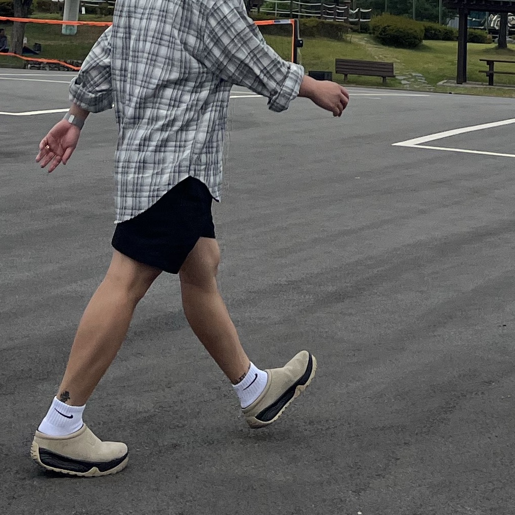 (@ya_ni) 님의 게시물 | KREAM