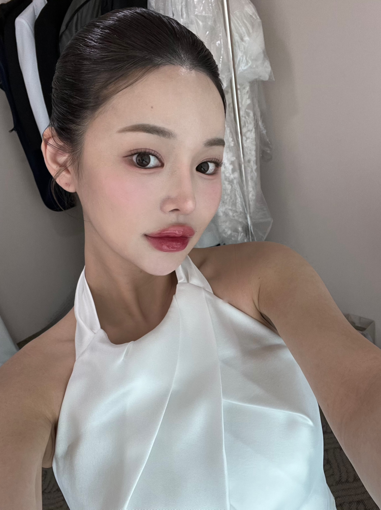 솔 (@jin.sol2) 님의 게시물 | KREAM