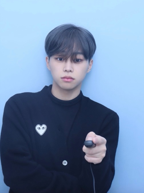 jm (@glary_now) 님의 게시물 | KREAM