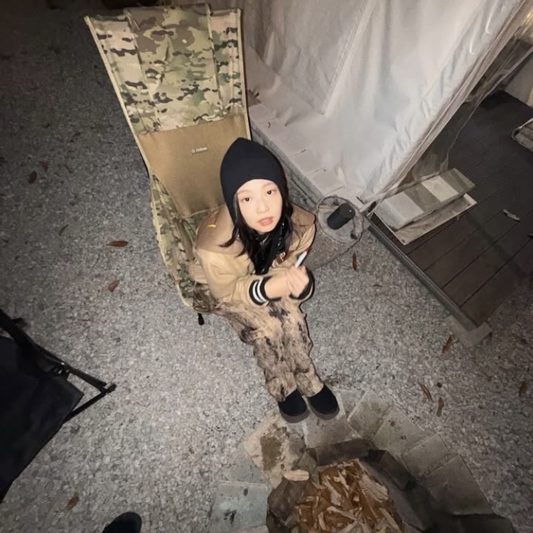 gong (@w0hery) 님의 게시물 | KREAM