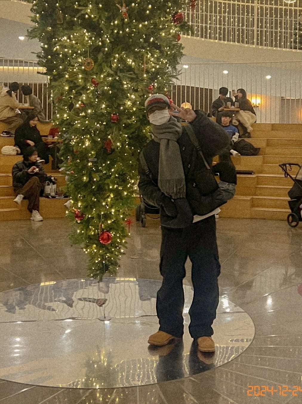 9yu__03 (@9yu__03) 님의 게시물 | KREAM