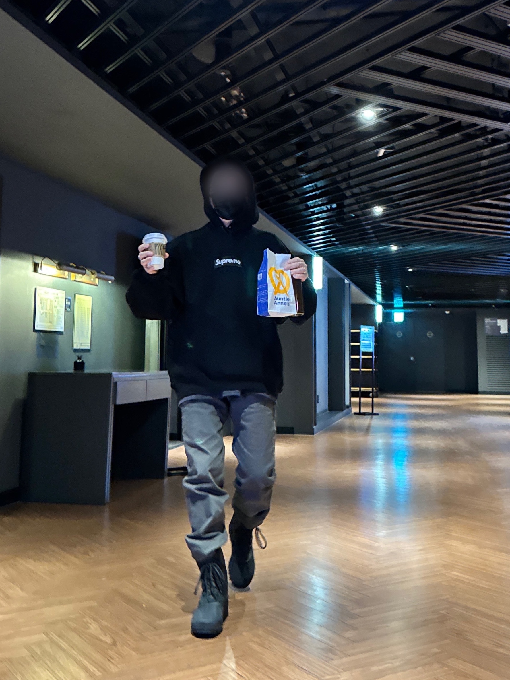 후드:2XL / 부츠:295 | KREAM