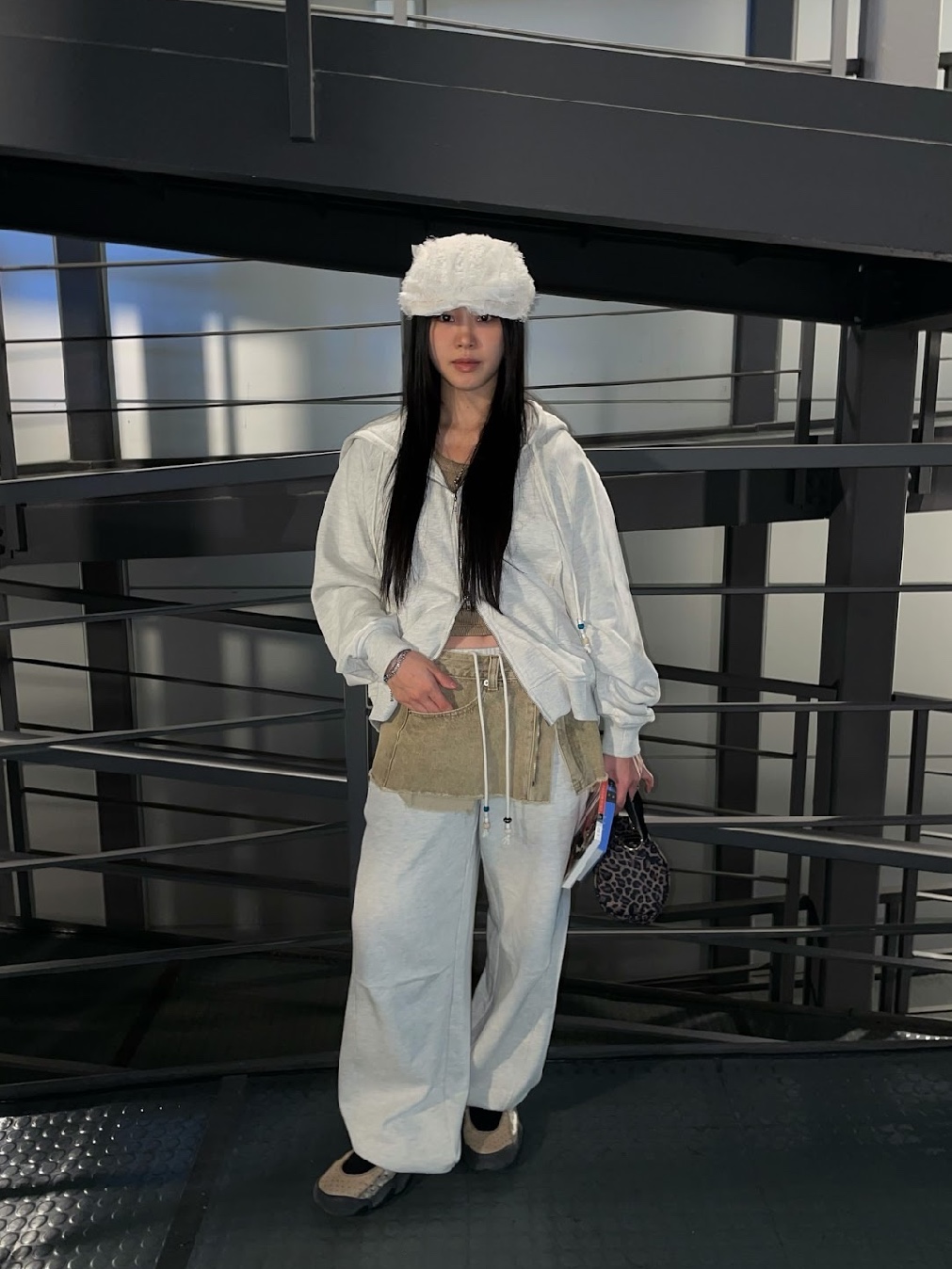 oneul.codi (@oneul.codi) 님의 게시물 | KREAM