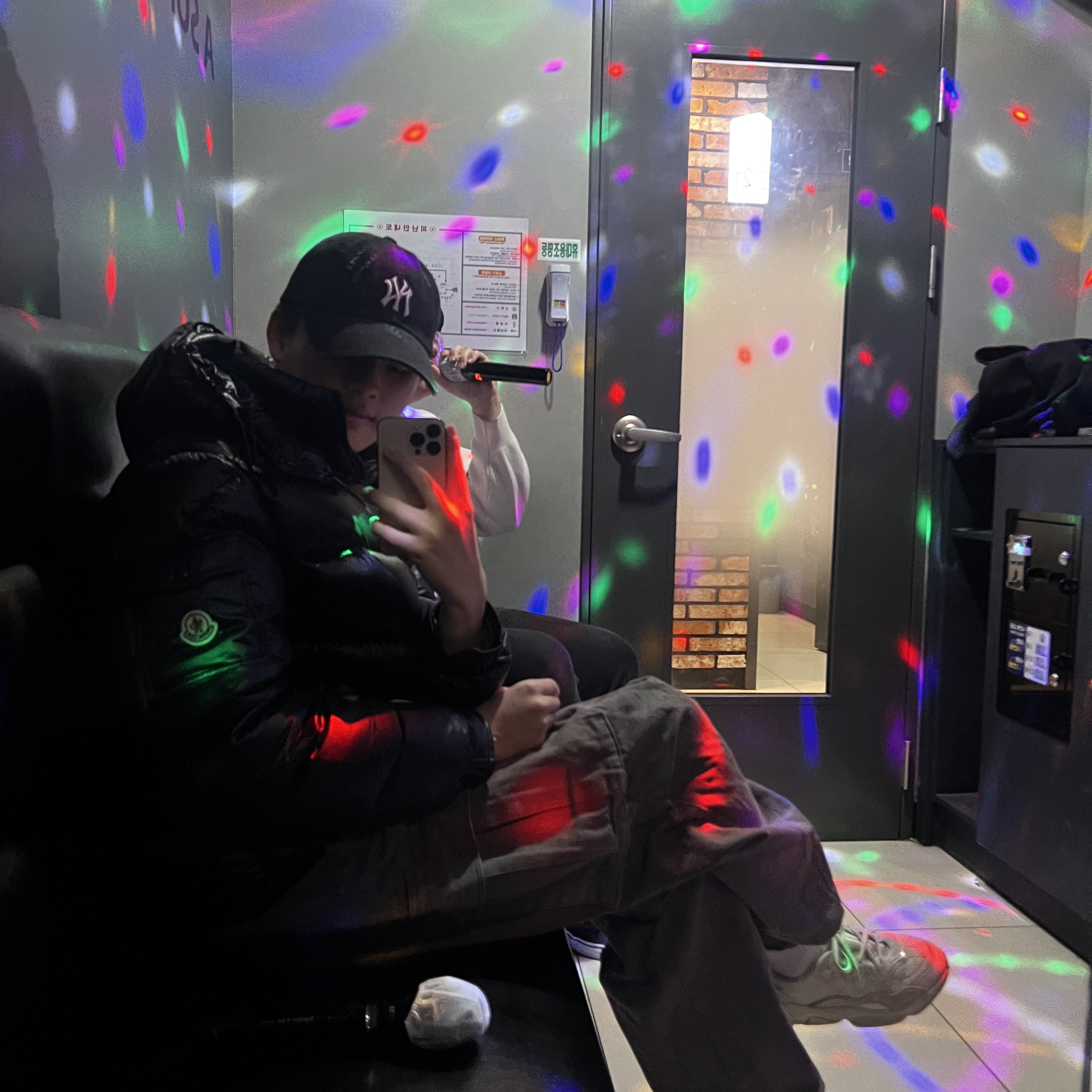 2025패딩은 이거다 | KREAM