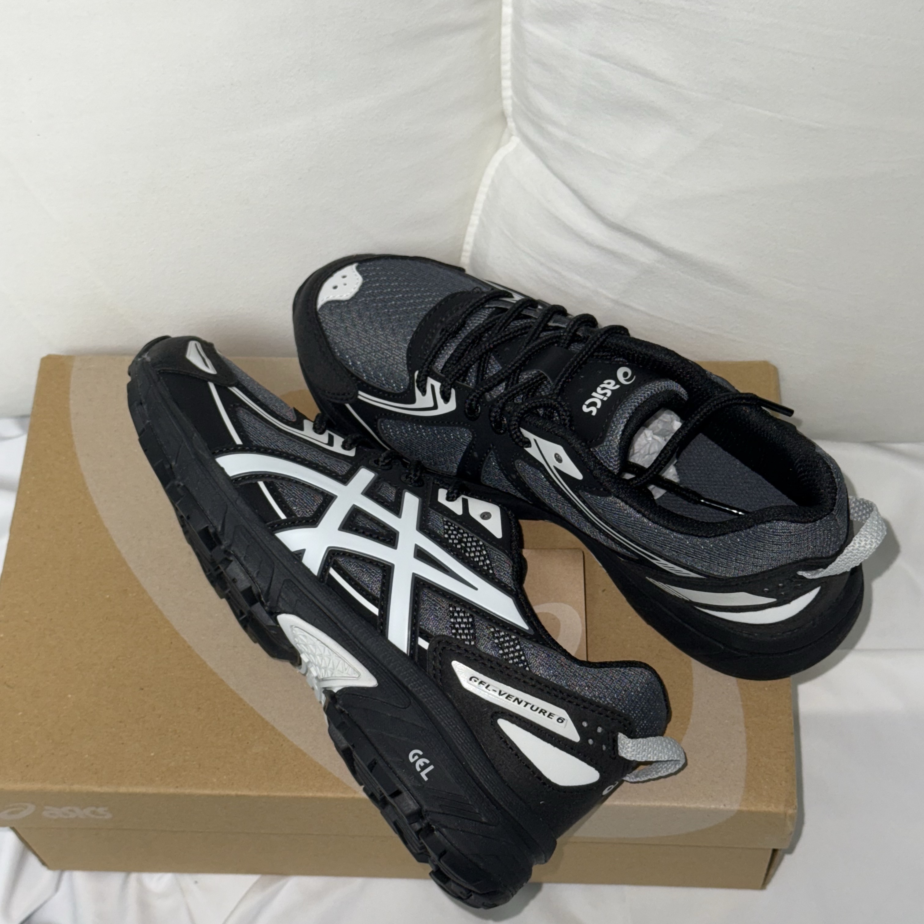 soo jung (@twwithhh) 님의 게시물 | KREAM