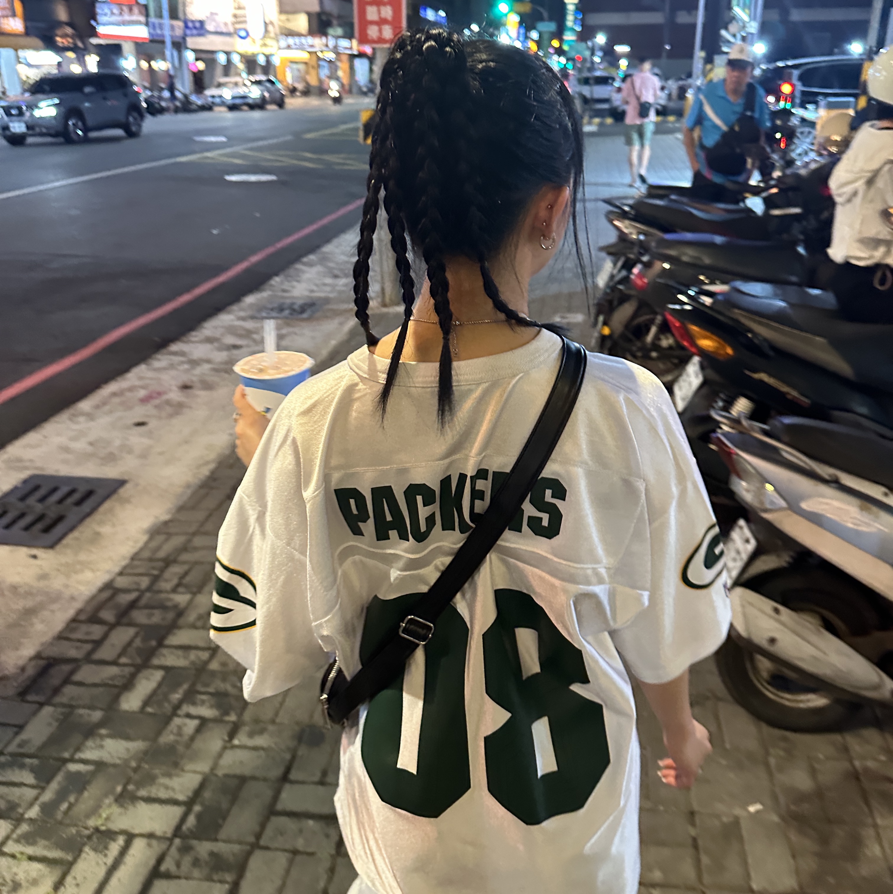 @__regina_0 (@__regina_0) 님의 게시물 | KREAM