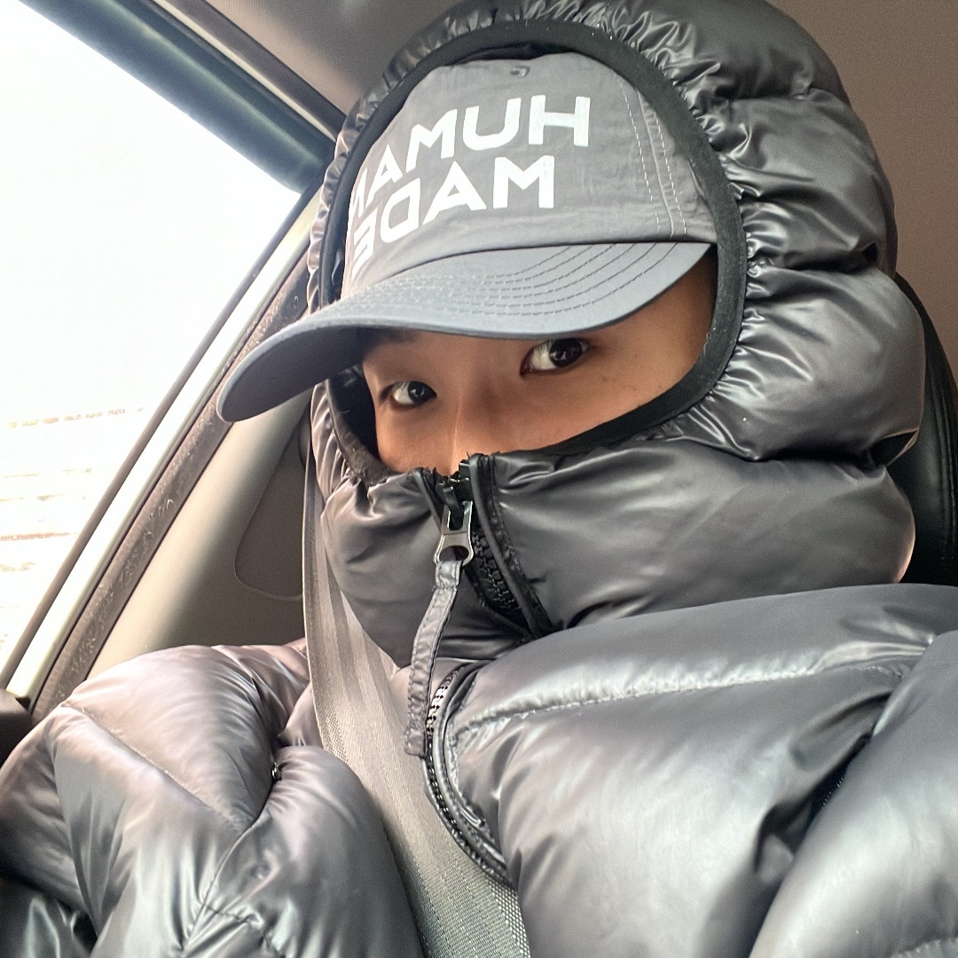 Gyaha (@hh_ccl) 님의 게시물 | KREAM