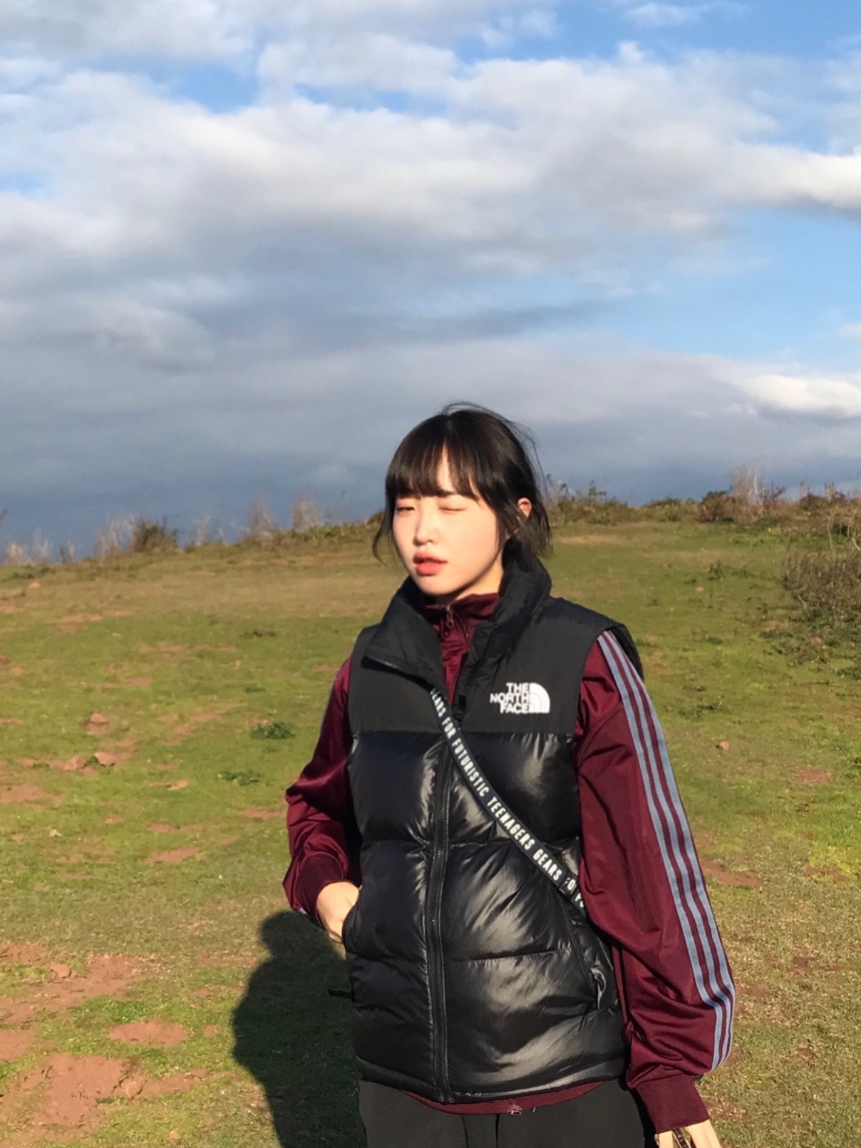 @y_dam_i (@y_dam_i) 님의 게시물 | KREAM