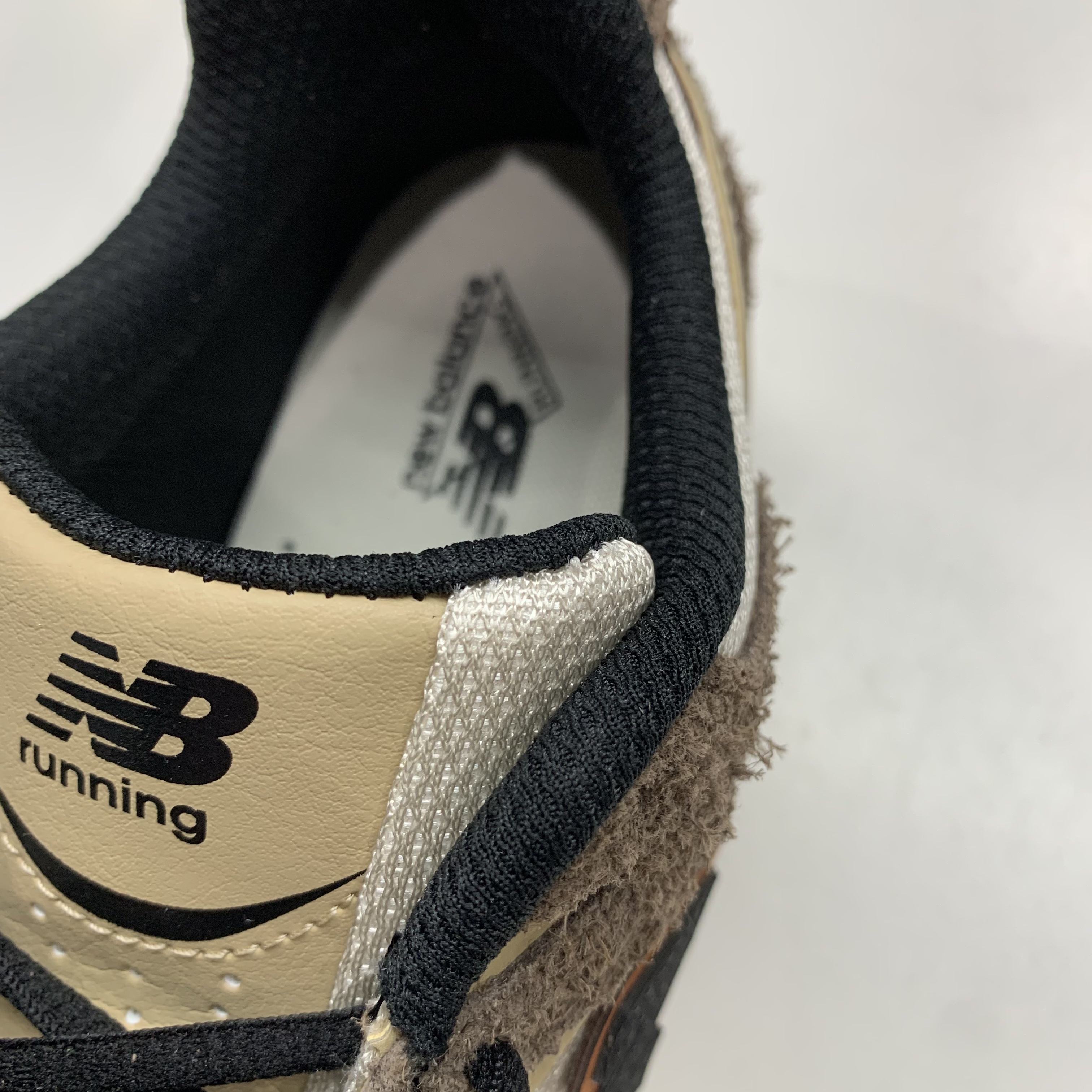 뉴발란스 530 다크 머쉬룸 인센스 | KREAM