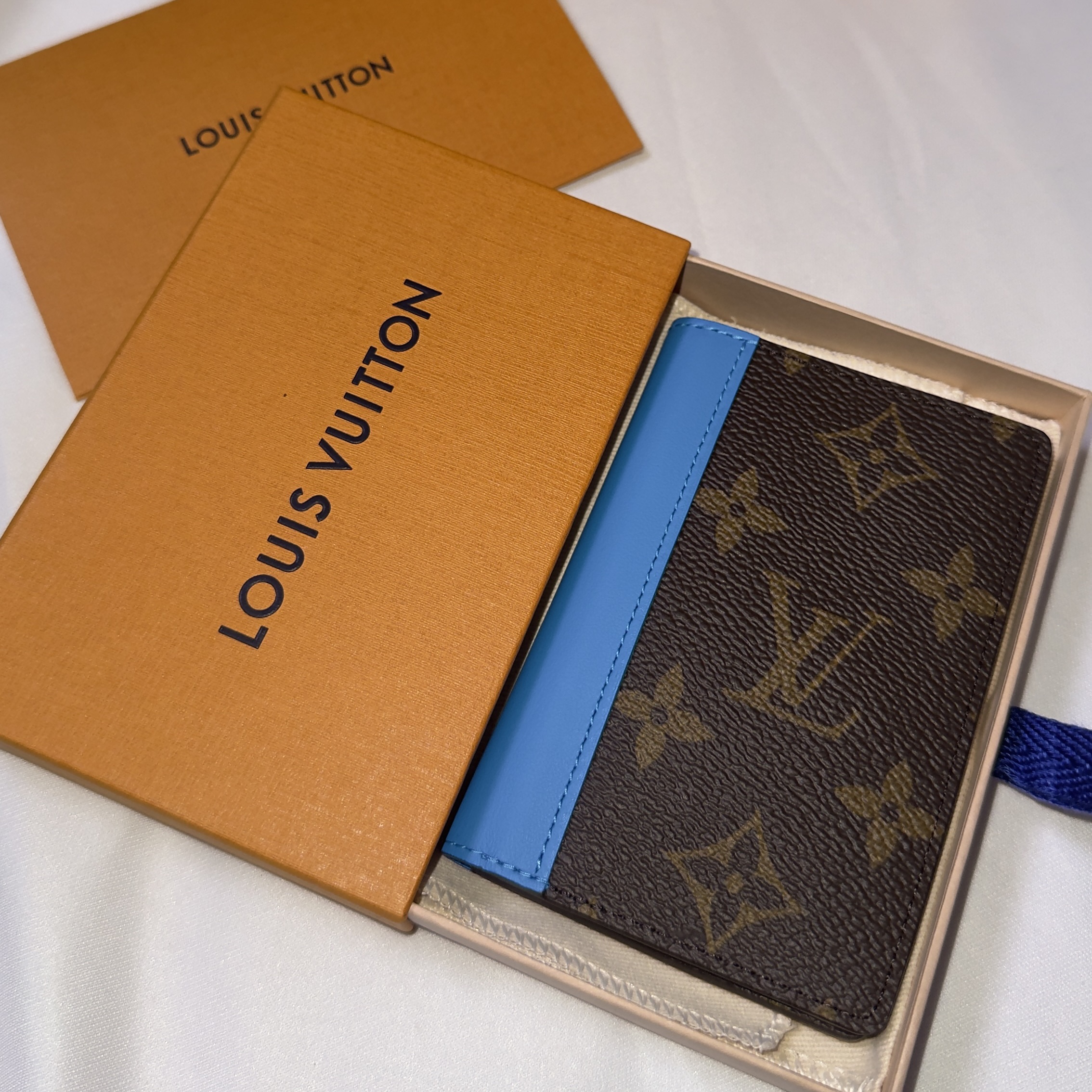 🫠 (@nuheadeel) 님의 게시물 | KREAM