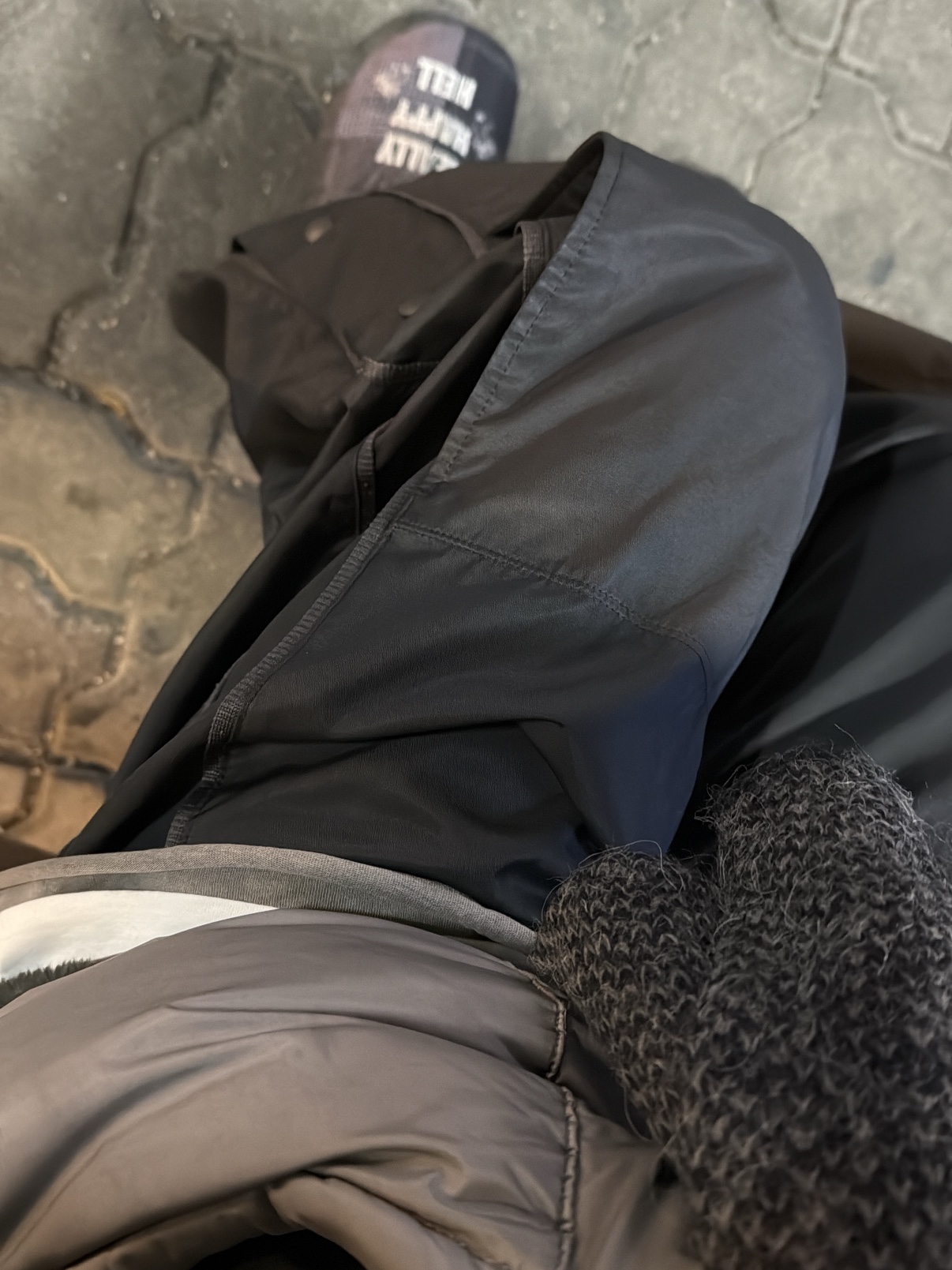 (@golocat) 님의 게시물 | KREAM