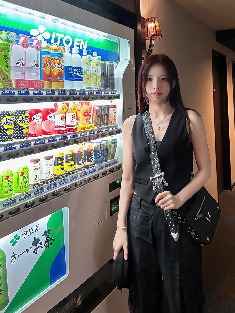 oneul.codi (@oneul.codi) 님의 게시물 | KREAM