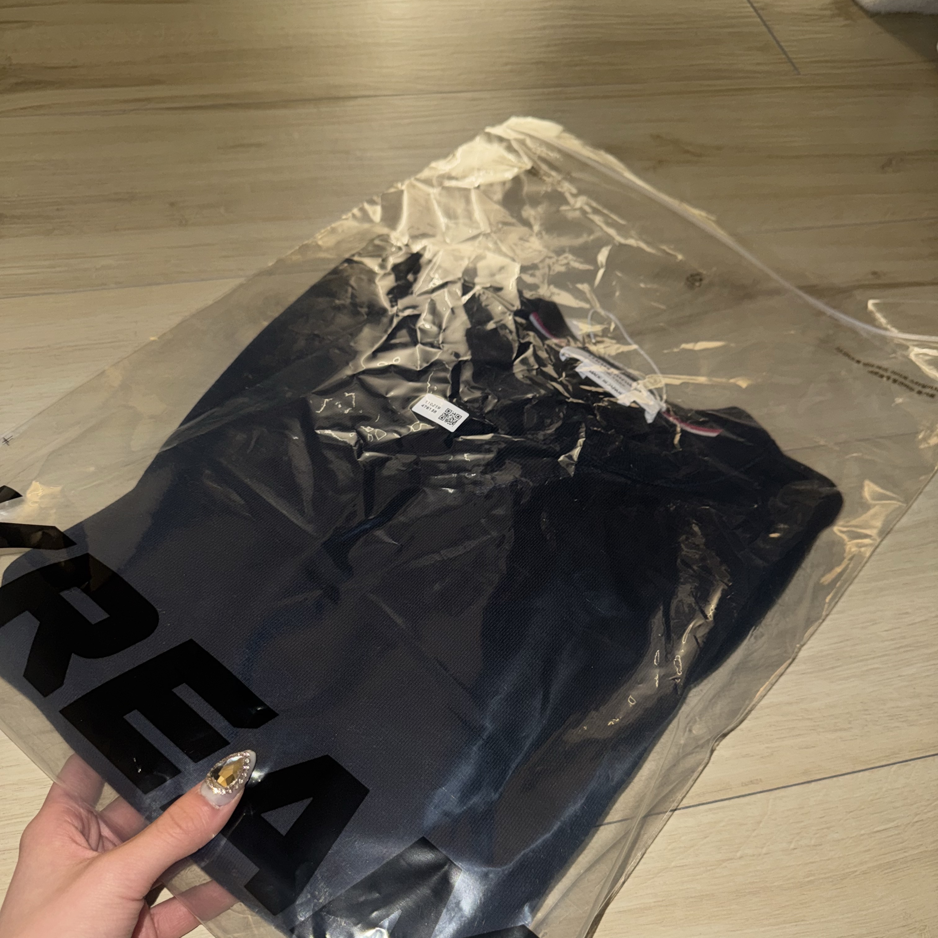 민지 (@alswld) 님의 게시물 | KREAM