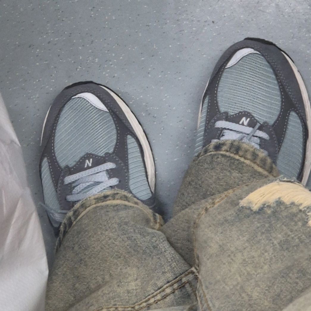 (@macaronron) 님의 게시물 | KREAM