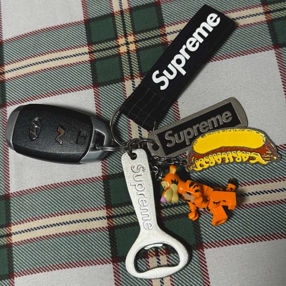 조추 (@johnny_choo) 님의 게시물 | KREAM