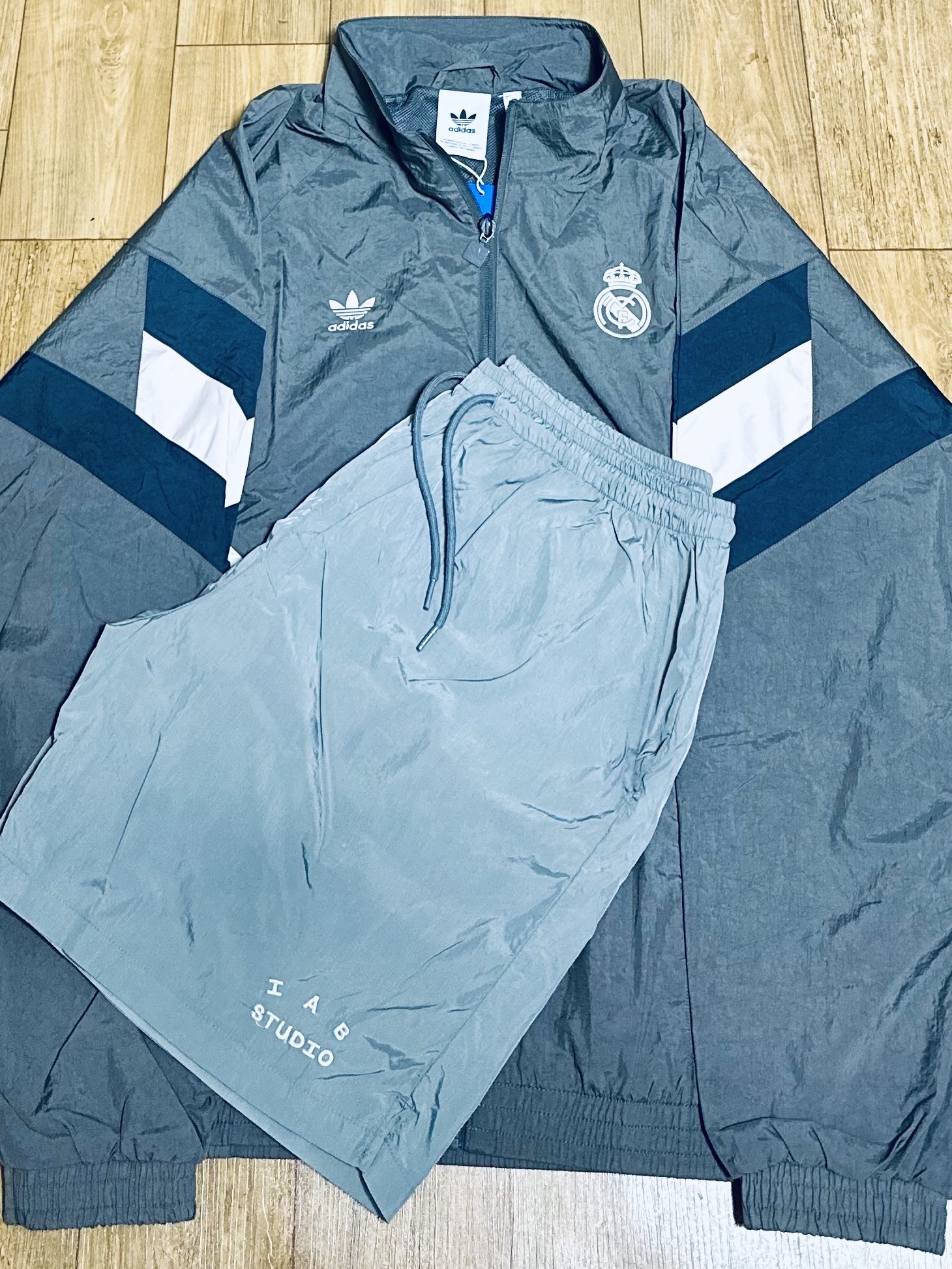 (@cider79ok) 님의 게시물 | KREAM