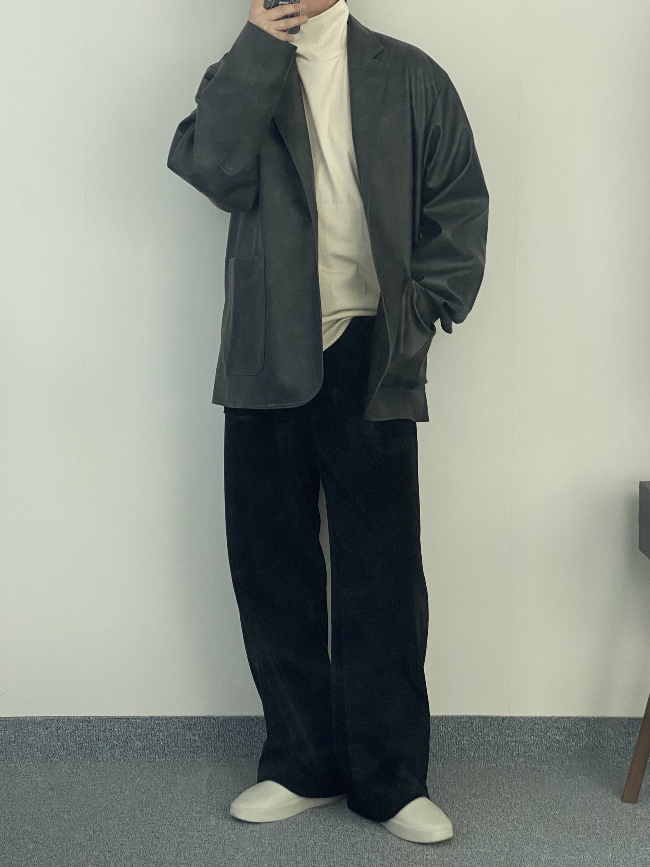 엘니드🧤 (@l.need) 님의 게시물 | KREAM