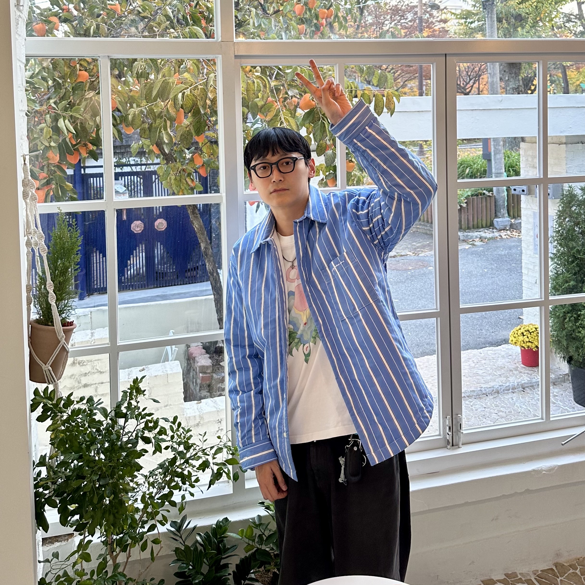 장롱이 (@_zanglong) 님의 게시물 | KREAM