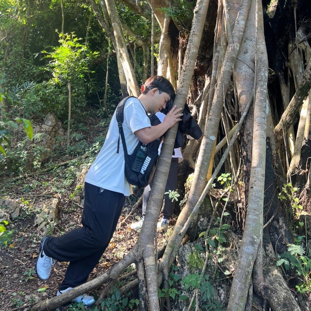 행복하자 | KREAM