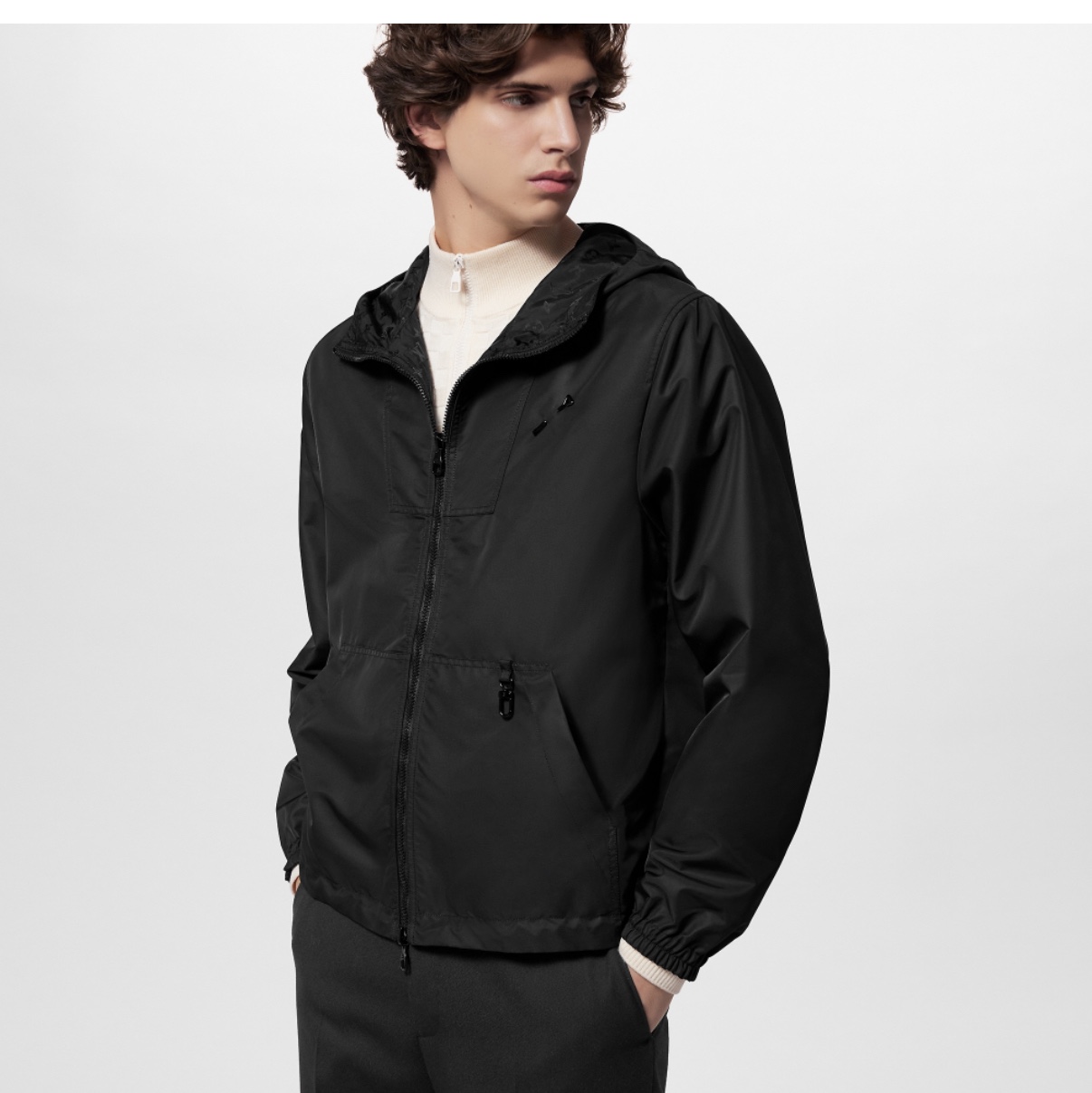 jenny (@thejen) 님의 게시물 | KREAM