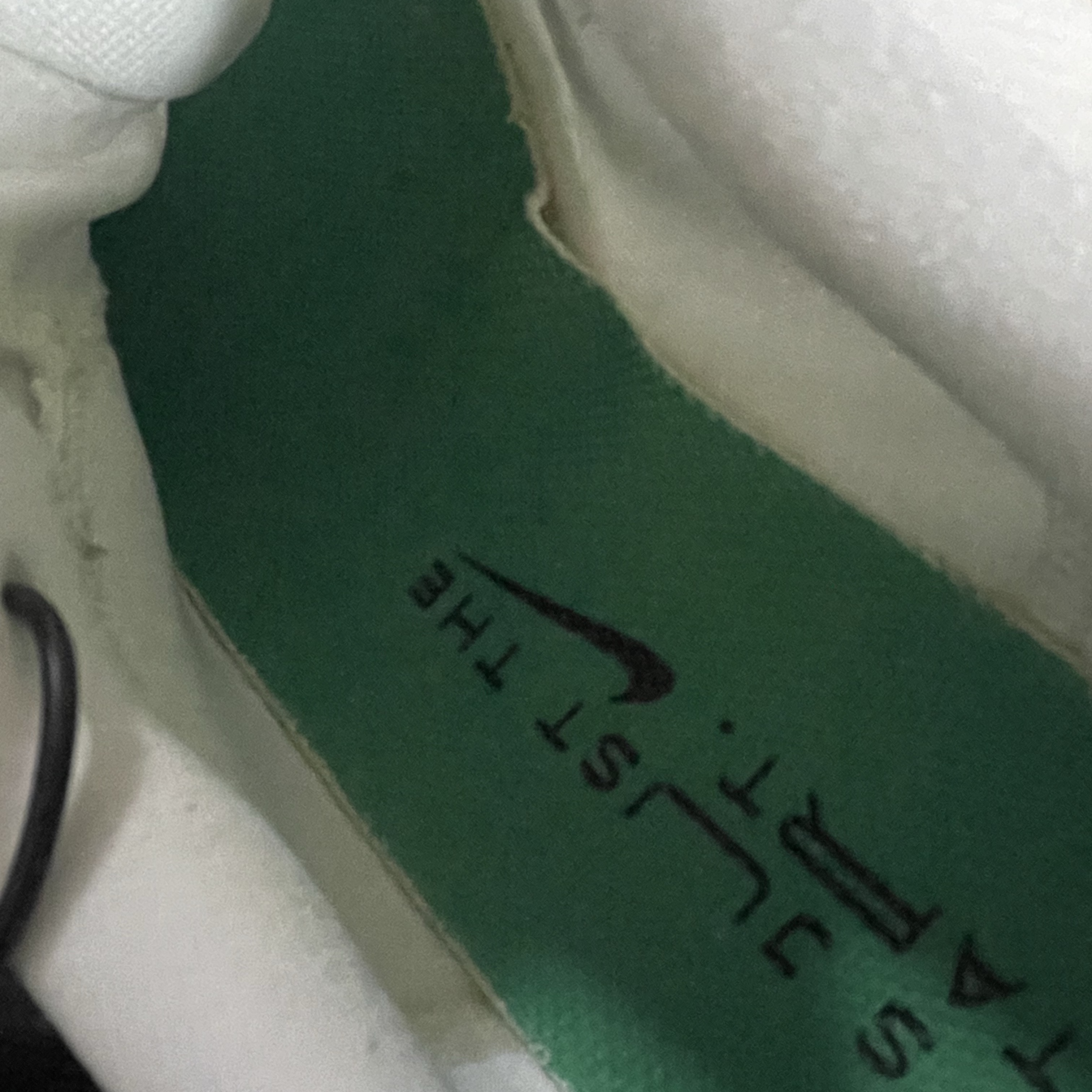 사지마세요. | KREAM