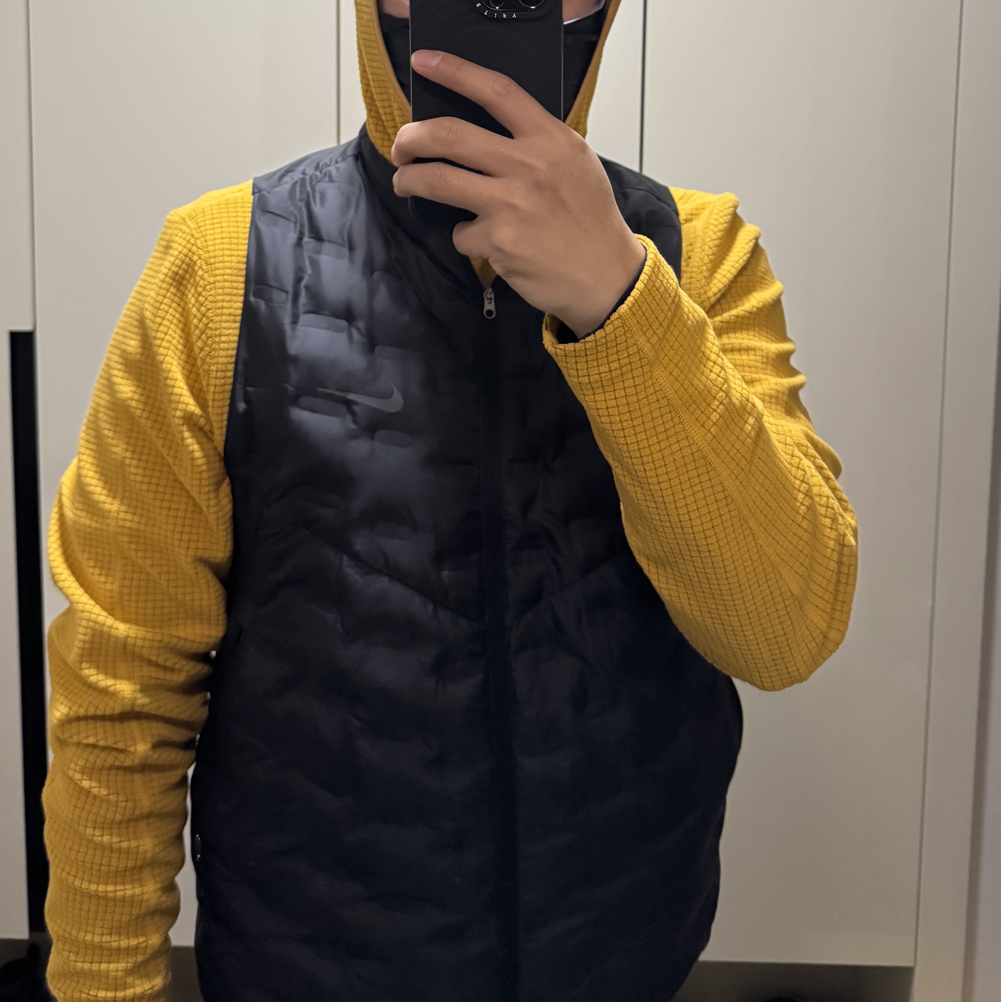 yu jung yoon (@yurusa) 님의 게시물 | KREAM