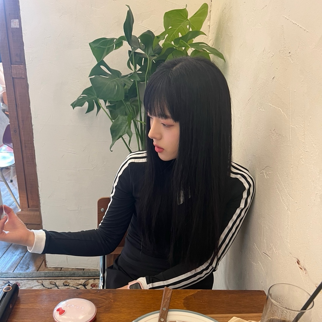 아디다스걸이 되. | KREAM